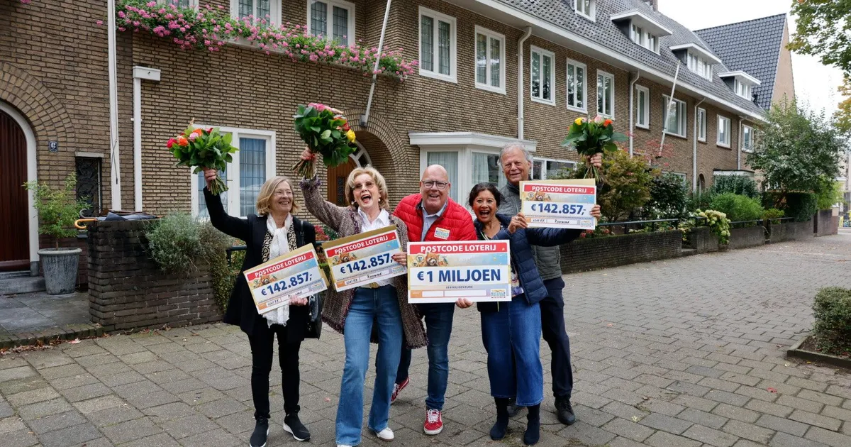Zes inwoners uit Roermond verdelen 1 miljoen euro van de Postcode Loterij