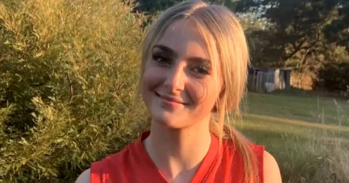 Esra (13) ging logeren bij een vriend, acht dagen later moeten haar ...