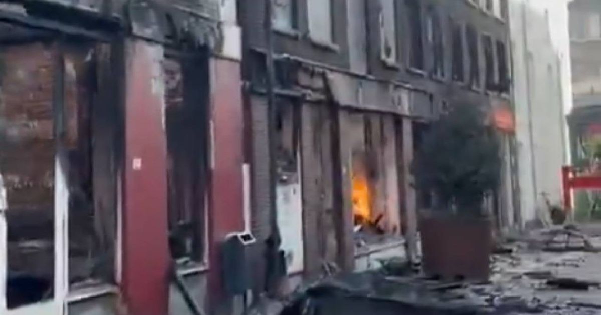 Vreselijk nieuws: 'Mogelijk mensen onder het puin in Arnhem'