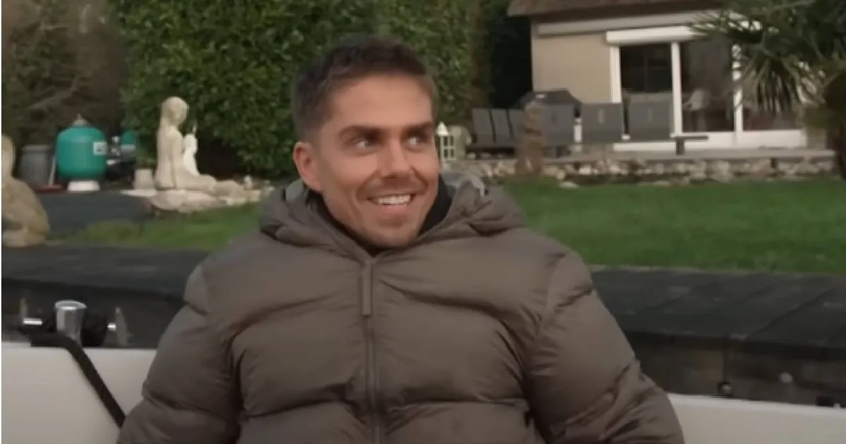 'André en Monique houden iedereen voor de gek en zijn getrouwd'