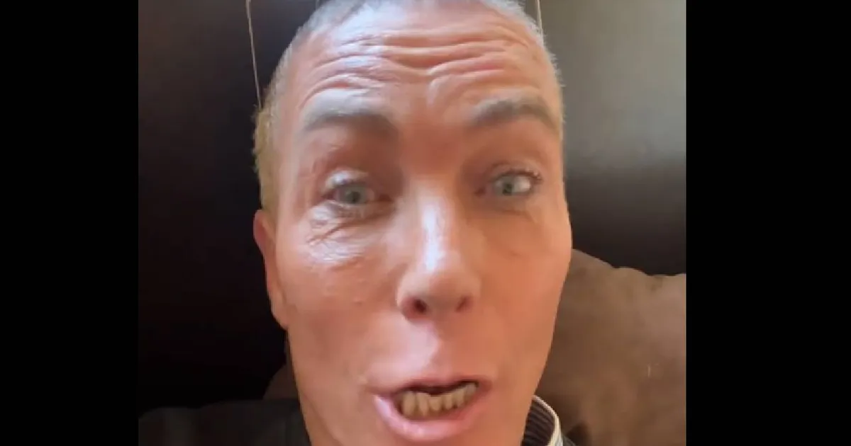 Rogier Smit lijkt weer de weg kwijt, gaat los op Maxima