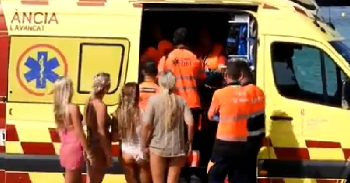 Dronken toerist valt in schroef van speedboot