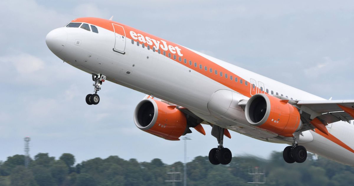 EasyJet-vliegtuig keert kort na het opstijgen met spoed om