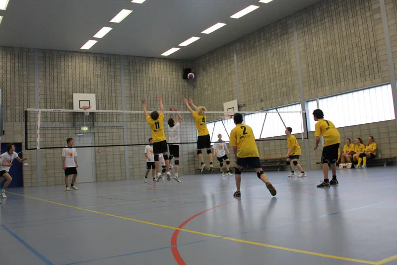 Voorronde volleybal van Mission Olympic op Trevianum