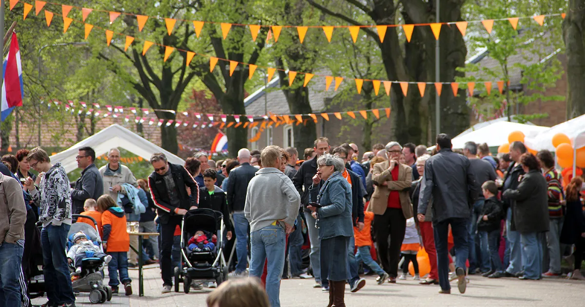 Koningsdag aan de Kluis in Geleen
