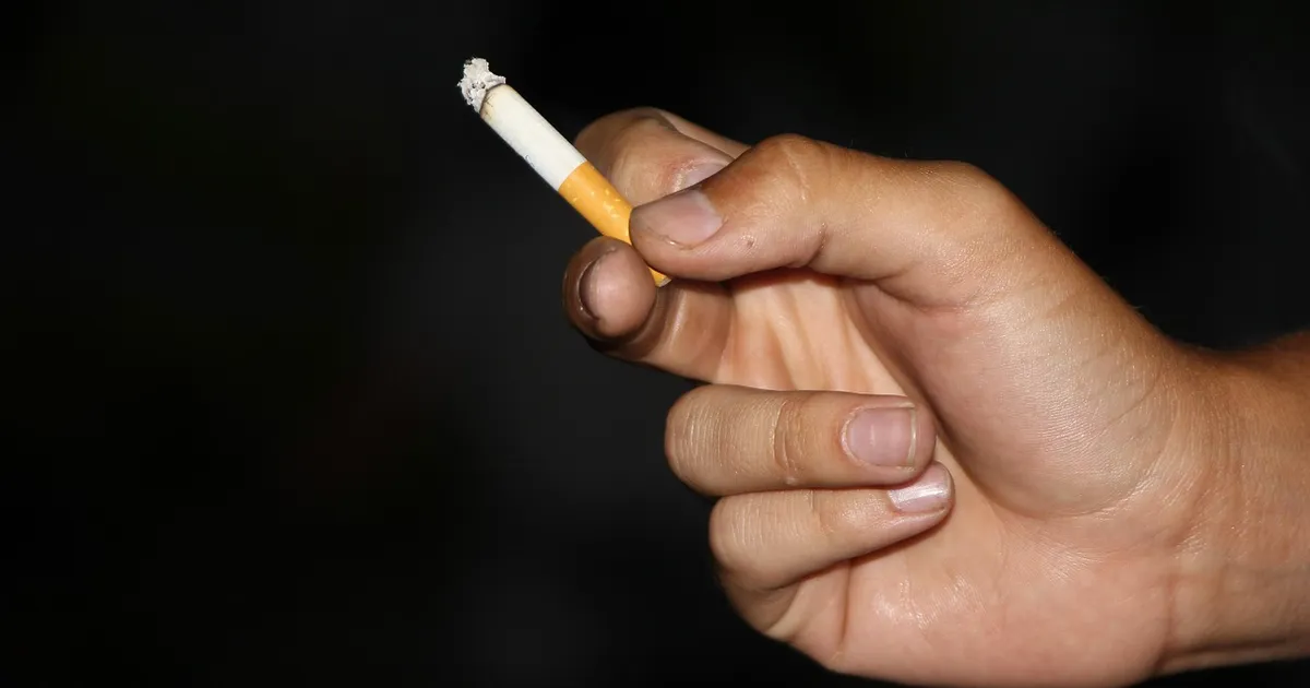 Artsen slaan alarm om rokende kinderen