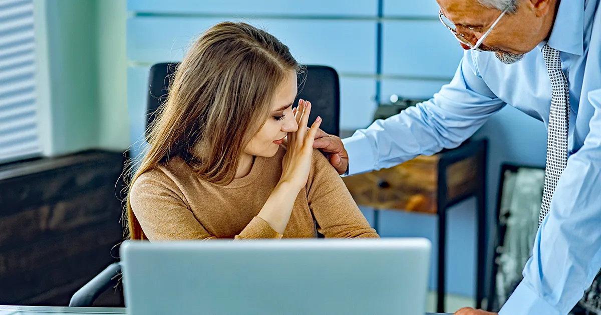 CNV: bijna helft vrouwen seksueel geïntimideerd op werkvloer