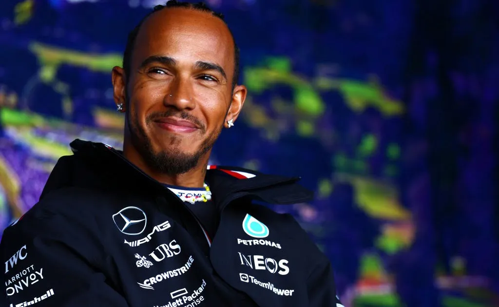 Lewis Hamiltons årsløn på 377 millioner kaster nyt lys over ...
