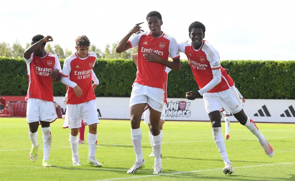 Arsenal-teenager scorer 10 mål i U16 kamp mod Liverpool