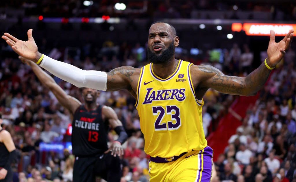 LeBron James skriver historie: Første spiller til 50.000 point