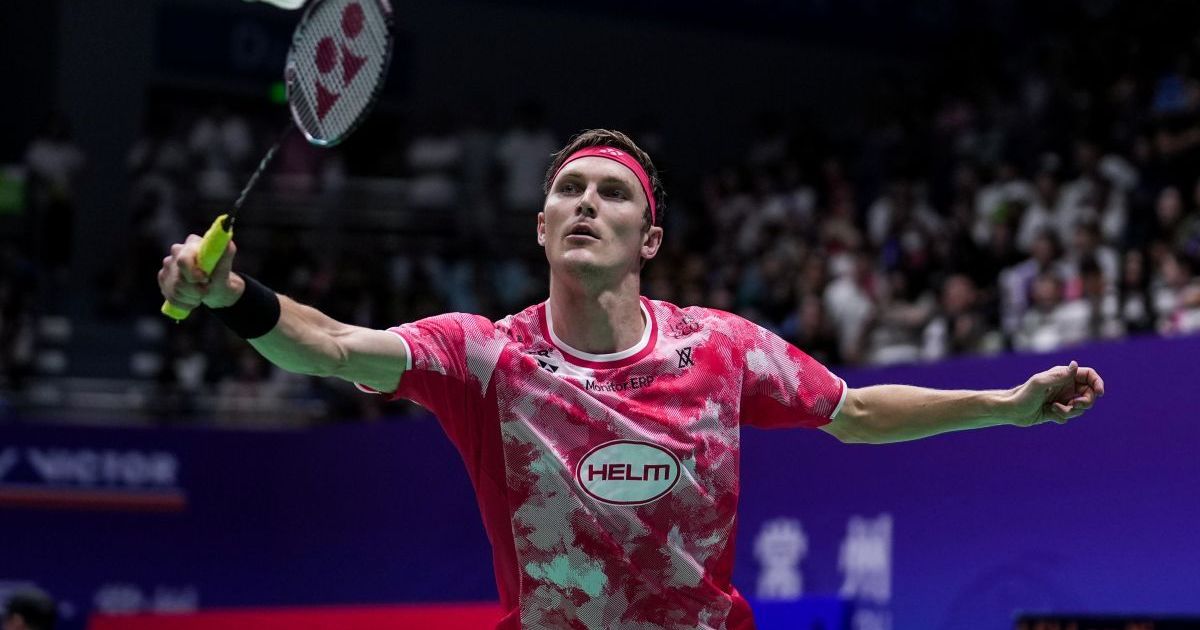 Viktor Axelsen klar til semifinale efter stort drama