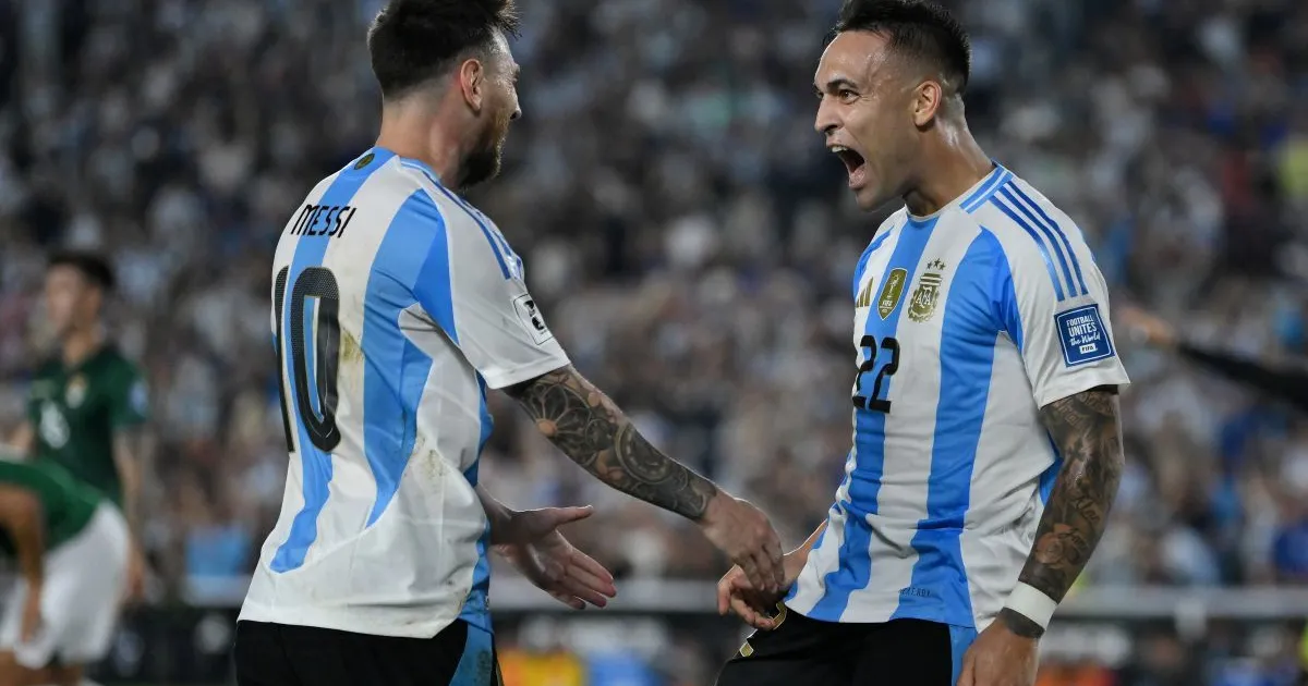 Argentina nærmer sig VM: Messi hjælper Martinez med at indhente Maradona