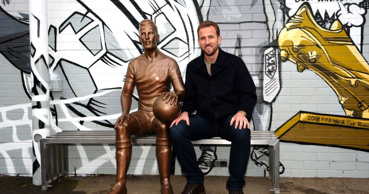 'Ligner ham overhovedet ikke': Statue af Harry Kane afsløret efter fem ...