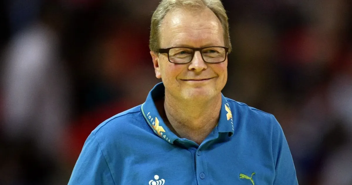 Ulrik Wilbek forelsket: Flyttet sammen med 31 år yngre kæreste