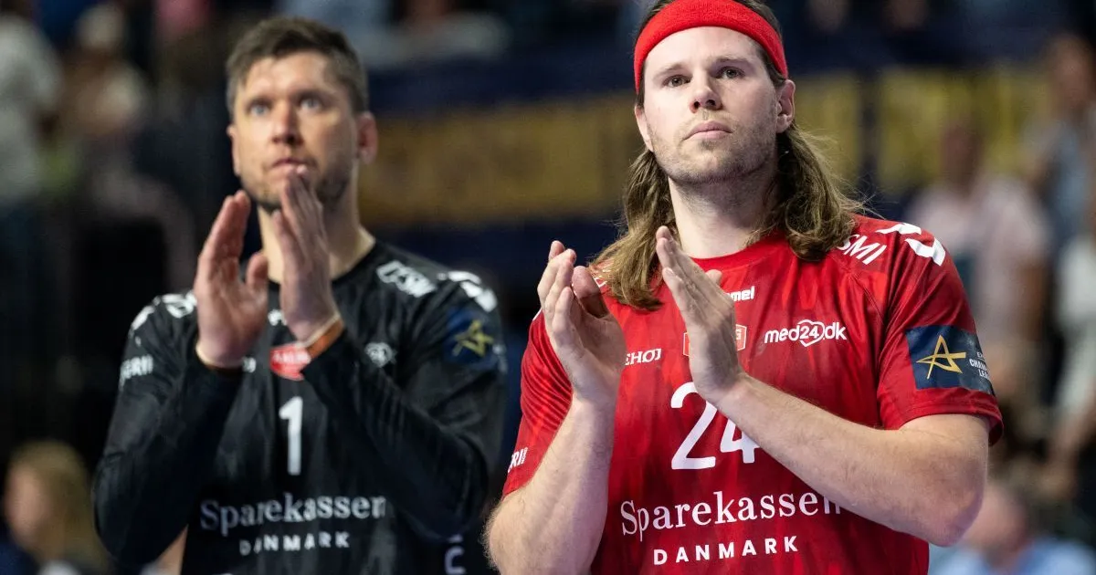 Foran 5000 fans: Mikkel Hansen modtager overraskende besked fra konen