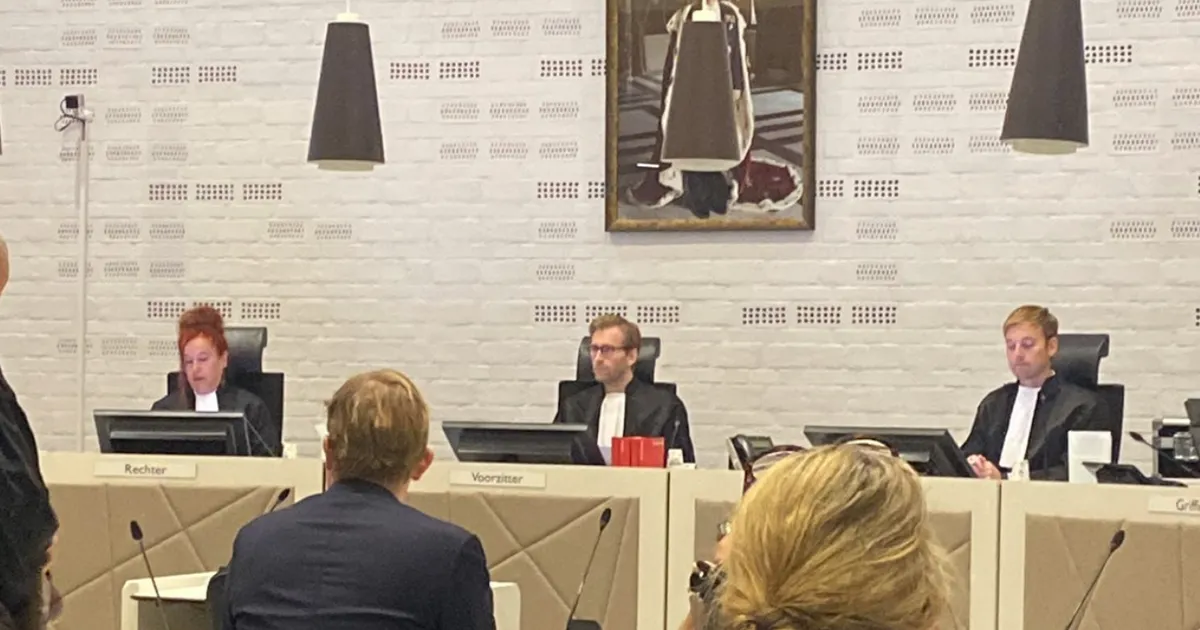 Gestoord! OM eist boete of 9 dagen cel (!) tegen FVD'er Van Houwelingen ...