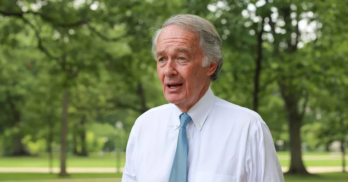 Klimaatgek Ed Markey waarschuwt voor meer branden bij terugkeer van ...