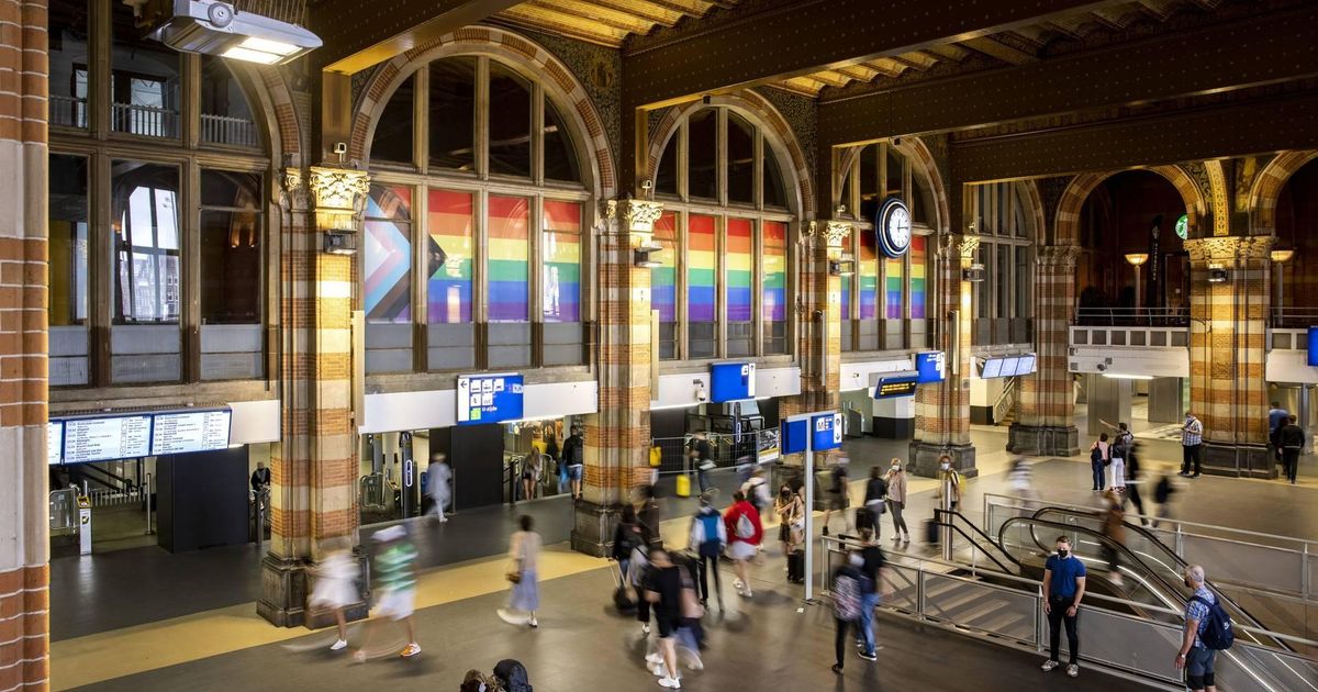 NS zet rond Canal Parade extra lange treinen in