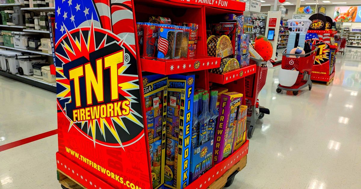 Burgemeesters saboteren vuurwerk-ontheffing: Ze willen totaalverbod | DDS