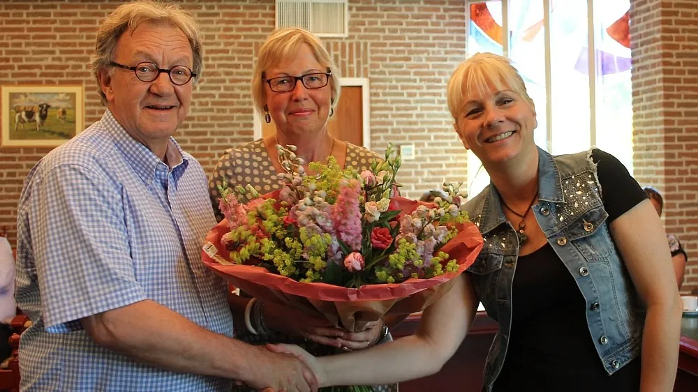 Gemeente neemt afscheid van trouwambtenaar Henk Brouwer