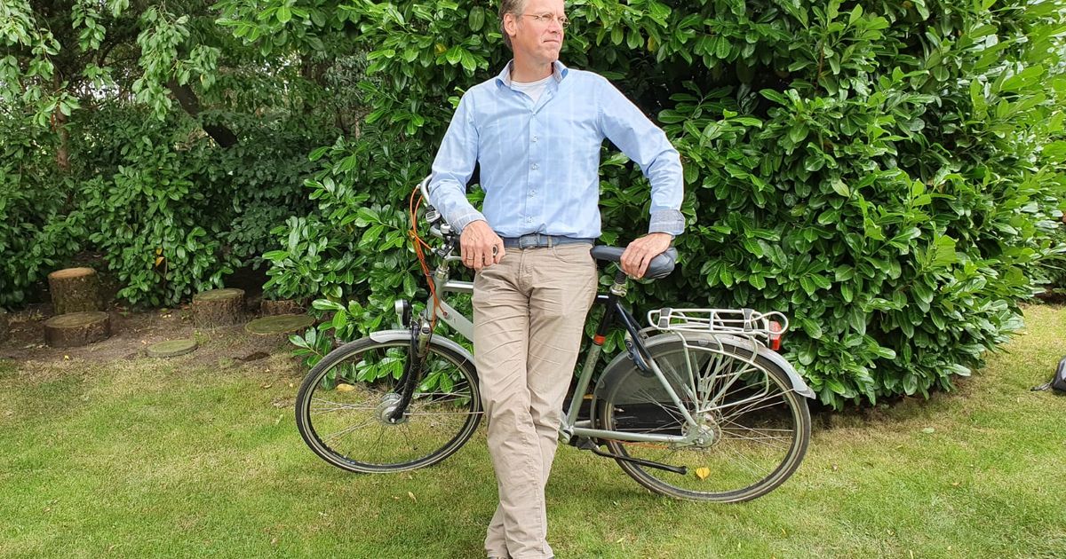 Stephanos bestuurder fietst monstertocht door Nederland