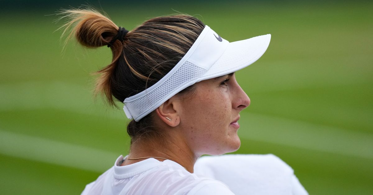 WATCH: Andreescu Breaks In Tears During Speech After Missing Out On ...