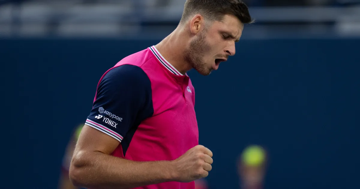 WATCH: Hurkacz Enraged By Umpire's Call On Crucial Point In Miami