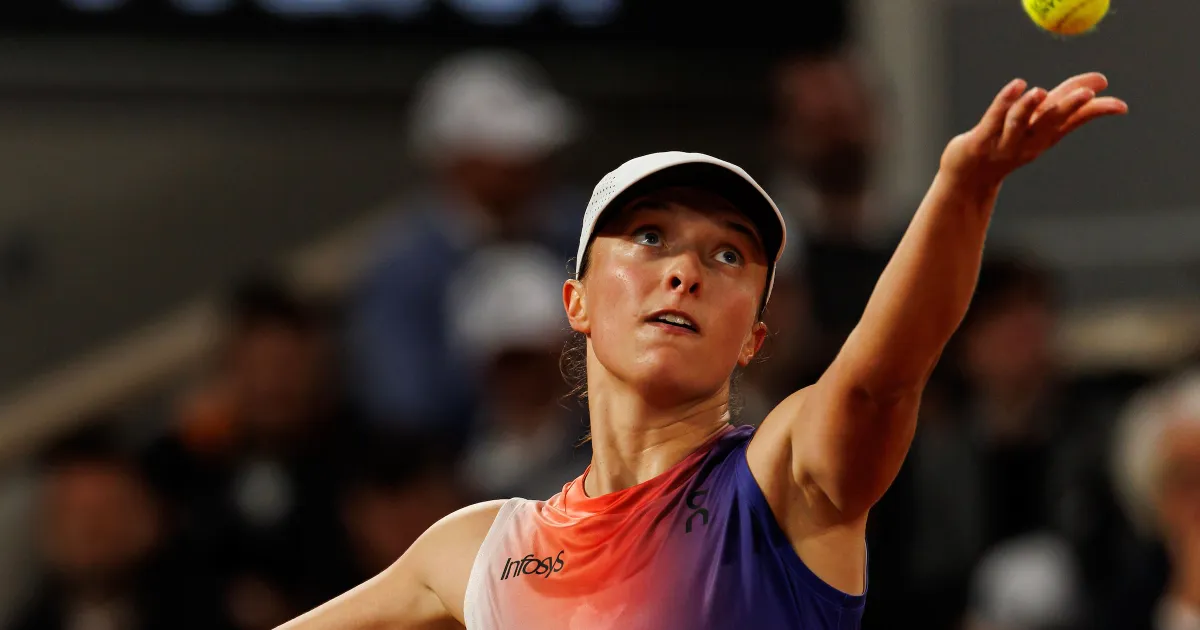 Swiatek Happy To Enter US Open Without 'Baggage On Her Shoulders' Like ...