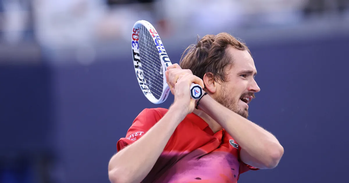Daniil Medvedev Splits With Gilles Simon After Unsuccessful Time Together