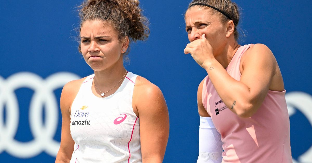 Jasmine Paolini turns doubles partner Sara Errani into coach for 2026