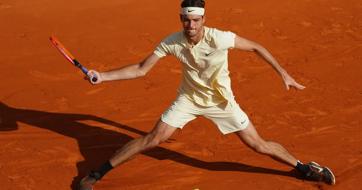 Liebe auf dem Ascheplatz: Taylor Fritz trainiert seine Freundin vor ...