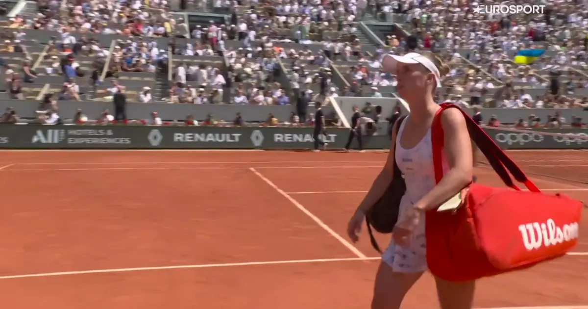 (VIDEO) Svitolina booed again after snubbing Sabalenka handshake ...