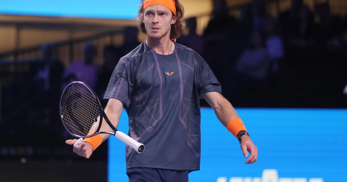 "He just keeps making same mistake over and over again": Martina Navratilova 'worried' about ...