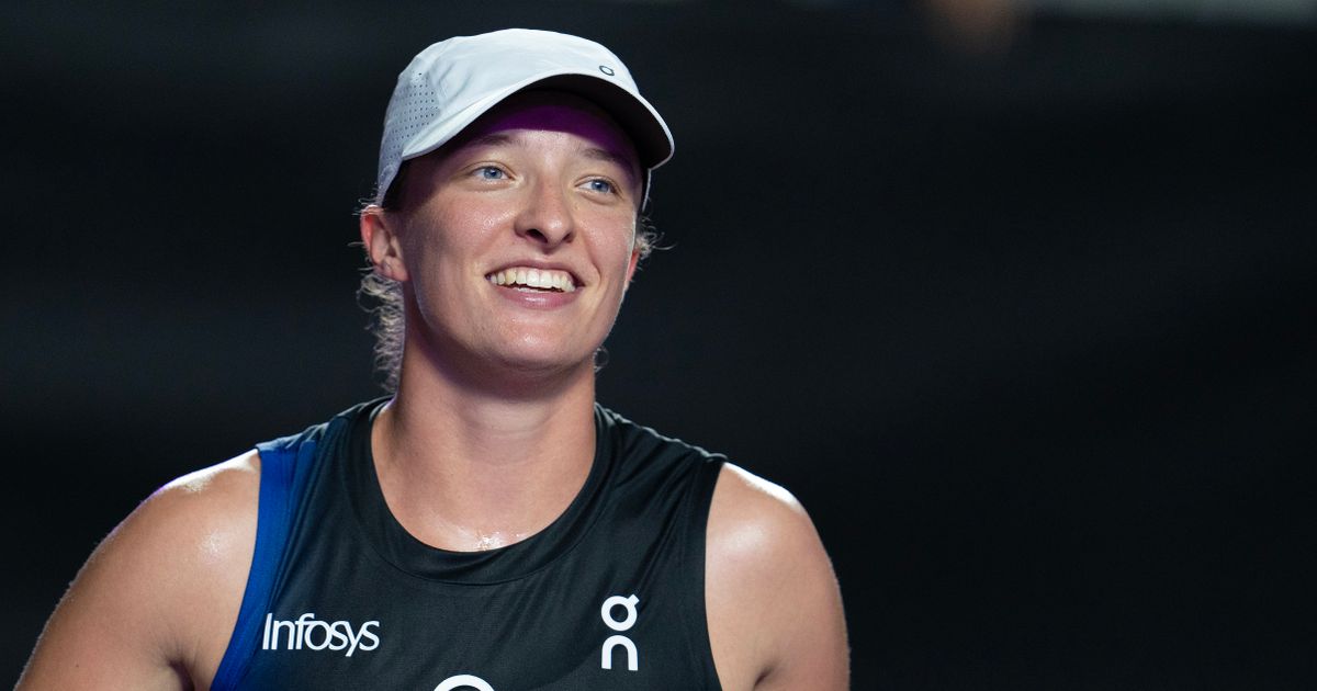 Iga Swiatek untouchable at Indian Wells—Demolishes Karolina Muchova to ...