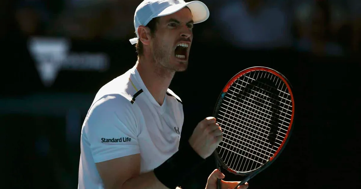 Für eine Rückkehr nach Wimbledon im Doppelturnier 2025 erhällt Andy ...