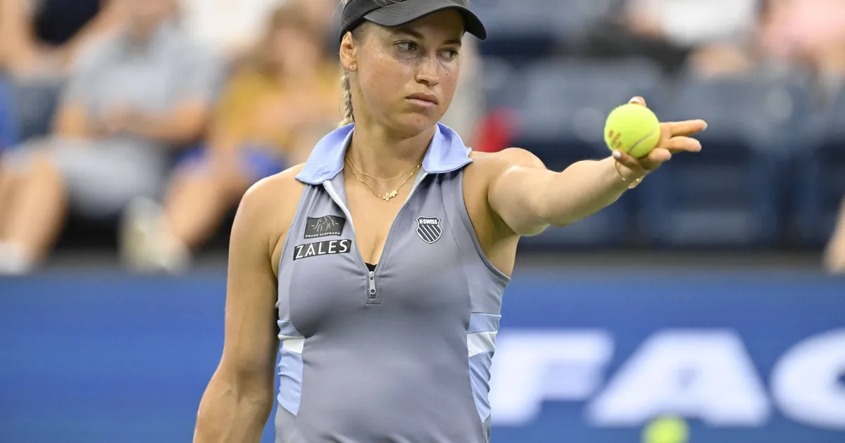 "Go f**k yourself": Yulia Putintseva drops clown emoji and cold ...