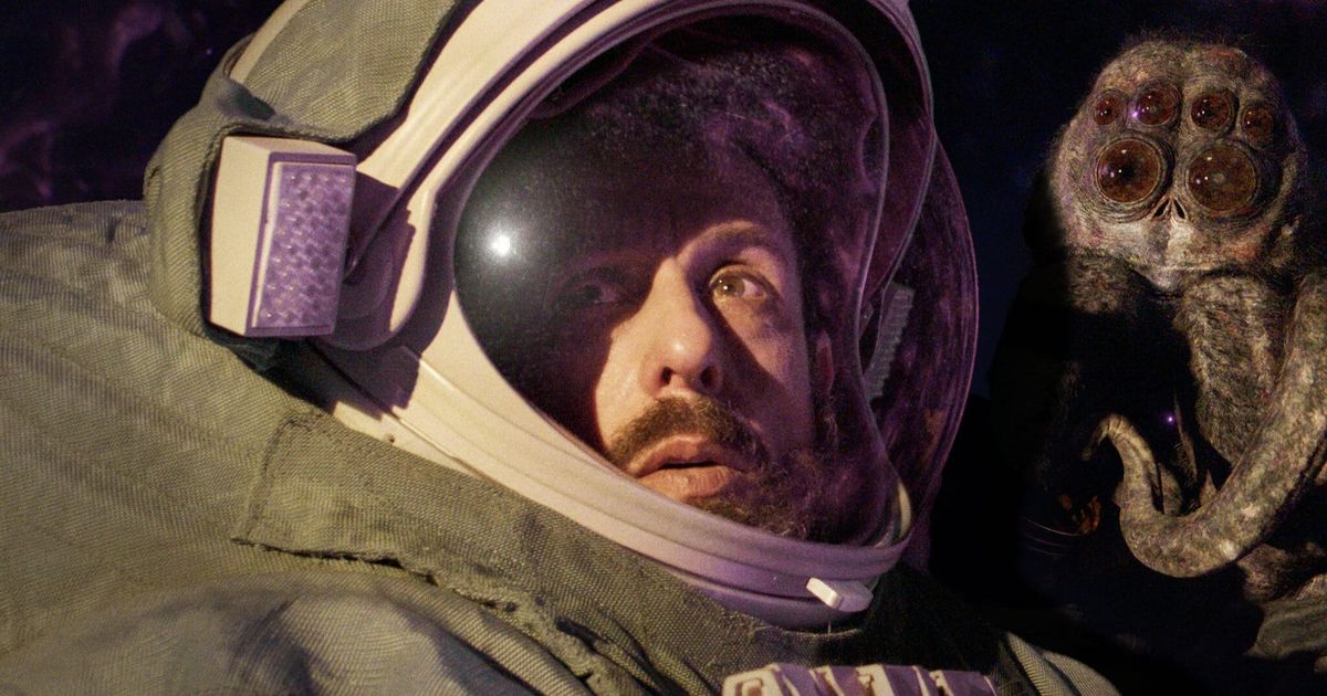 Recensie: 'Spaceman' - Een Melancholisch Meesterwerk