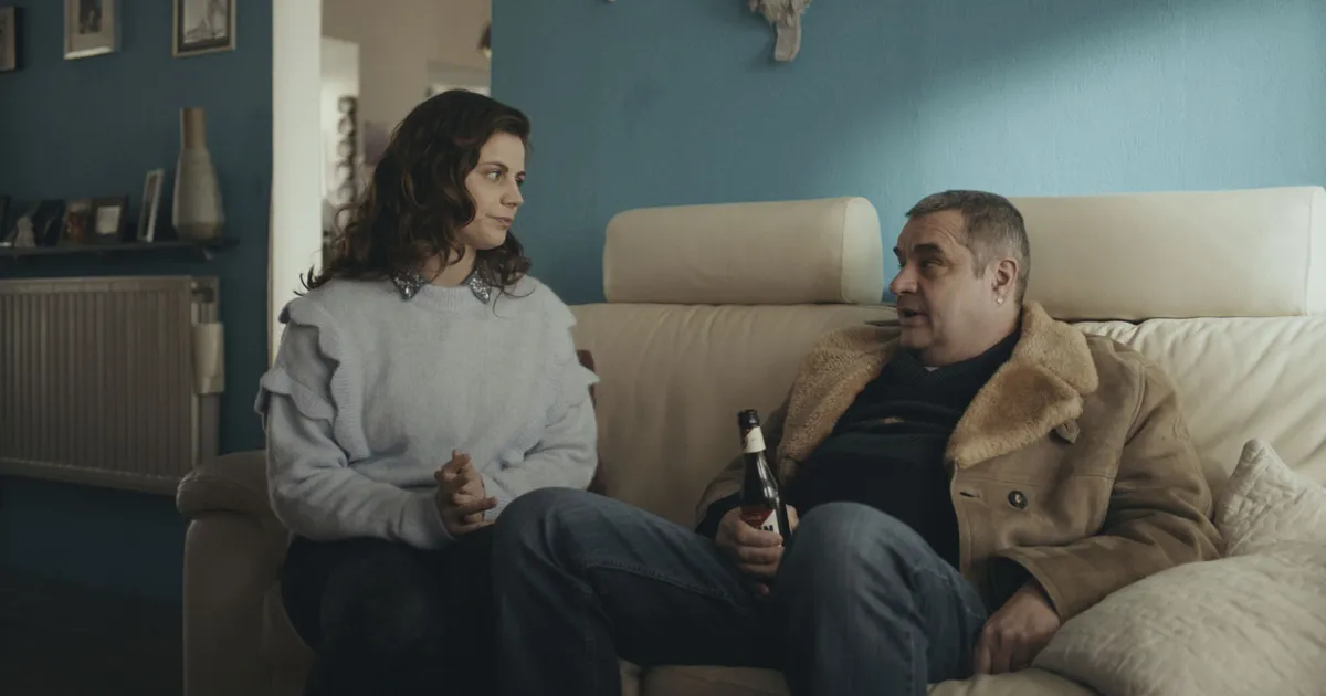 Zien we Elise Schaap terugkeren als Danielle van Marken in de nieuwe ...