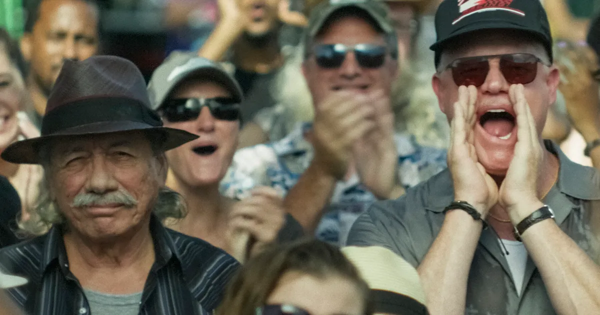 Recensie: 'One Fast Move' - persoonlijke drama’s en brullende motoren ...