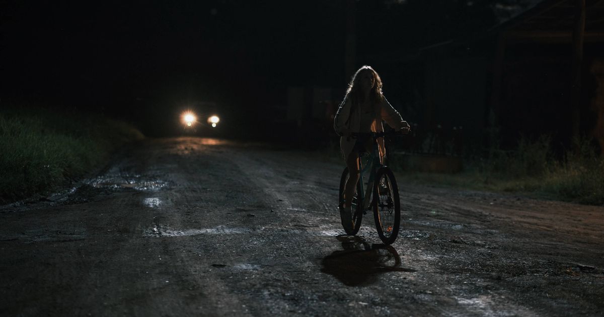 Deze spannende thrillerserie vliegt bij veel Netflix-kijkers volledig ...