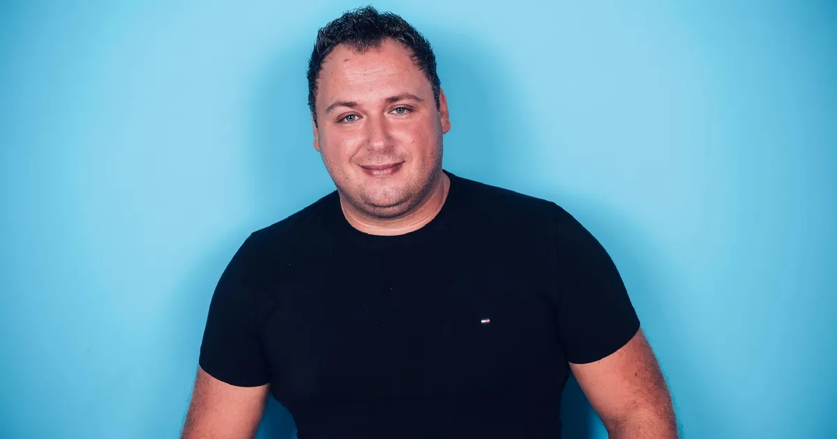 Wesley Boes zingt 'Schrijf me nooit geen mooie brieven meer'