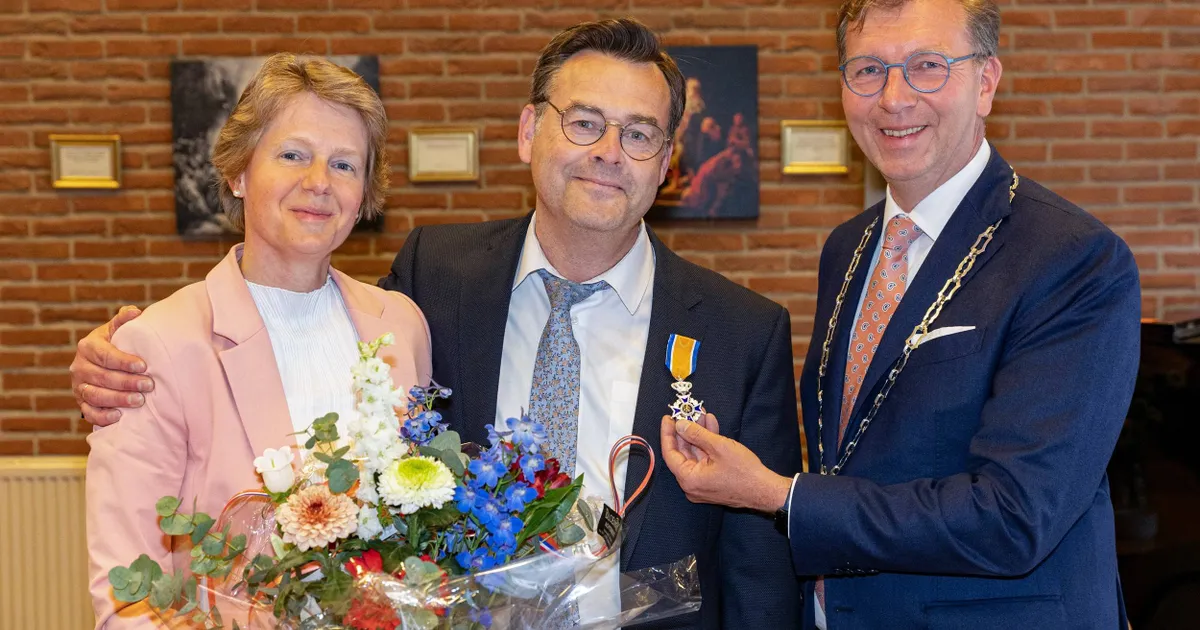 Historicus Constant van den Heuvel krijgt onderscheiding