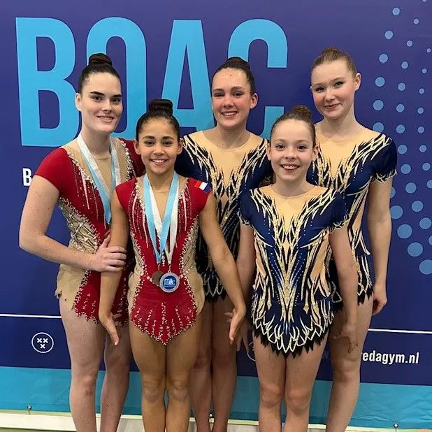 Acrogym GV Voorwaarts neemt 13 medailles mee naar Veldhoven