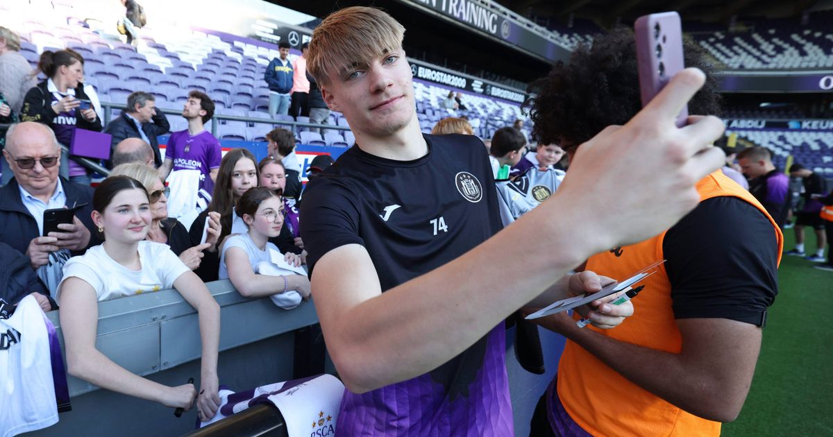 'De Cat verkiest déze club boven Dortmund'