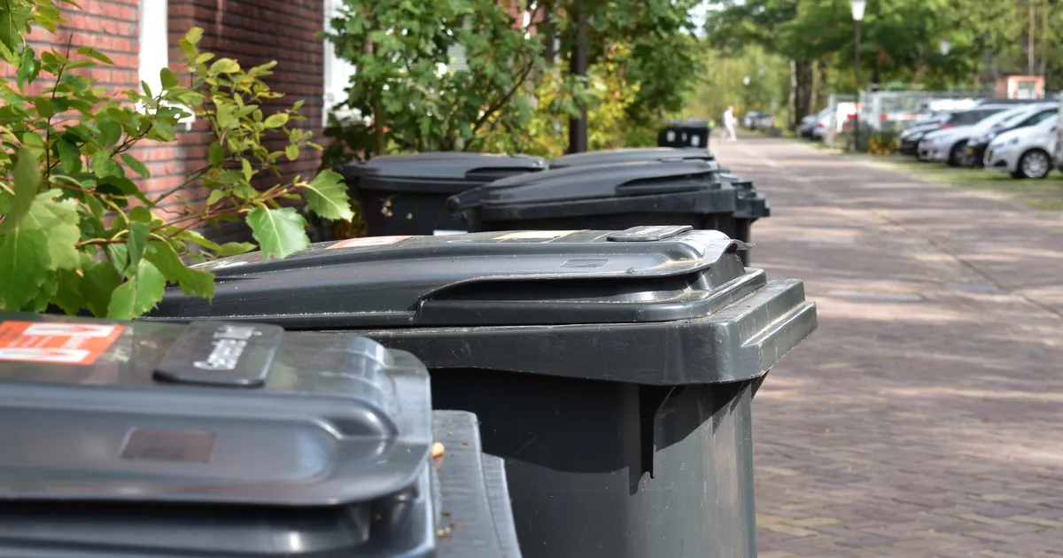 Omchippen van afvalcontainers