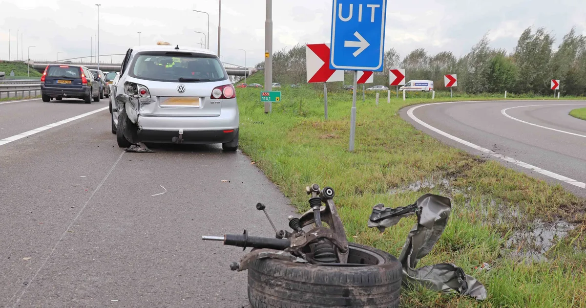 Veel schade door ongeval op A59 bij Waalwijk