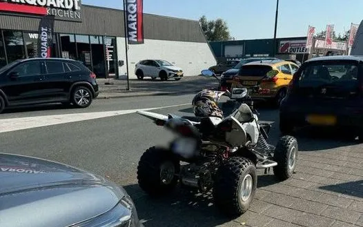 Quad rijdt 102 km/uur door Kaatsheuvel: rijbewijs beginnend bestuurder ...