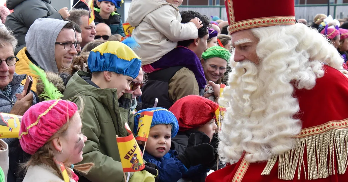 Feestelijk onthaal voor Sinterklaas en Pieten in Waalwijk