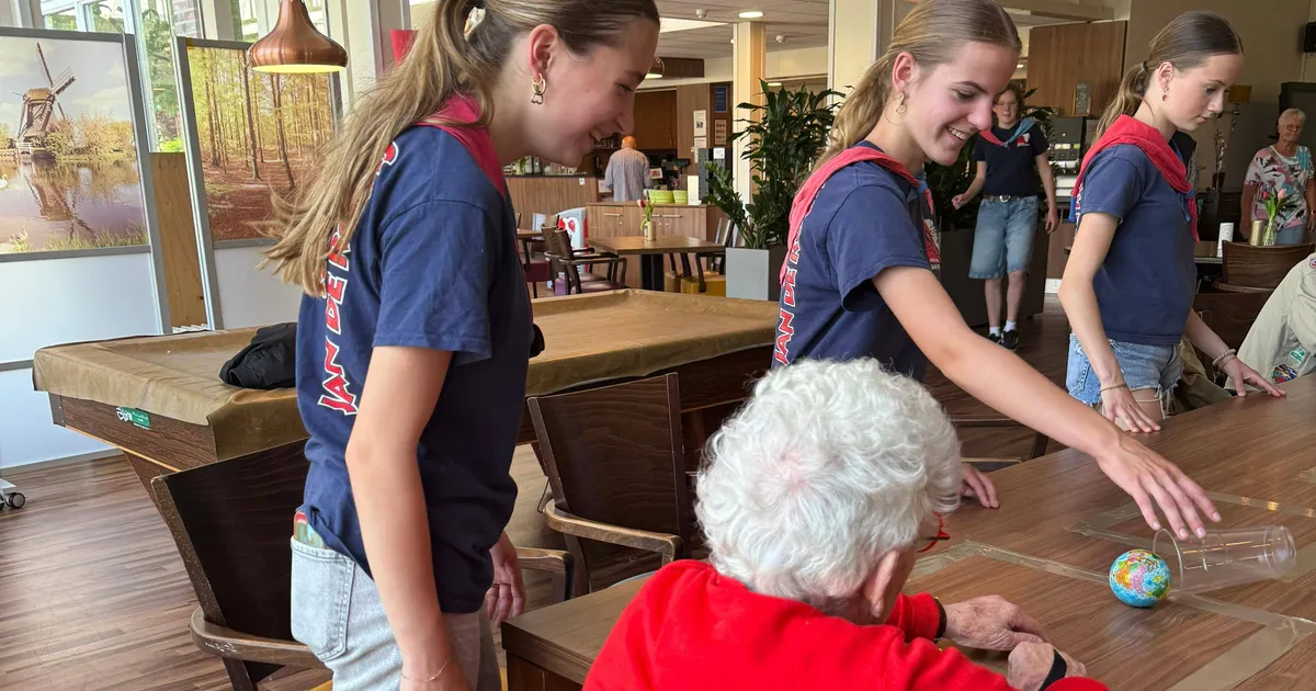 Jong en oud verbonden: gidsen Scouting Jan de Rooij pakken uit met ...
