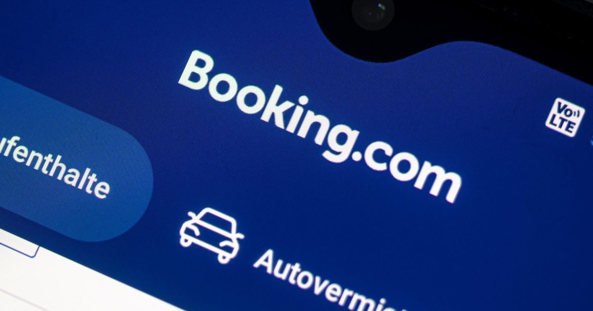 Booking betaalt overheidssteun terug